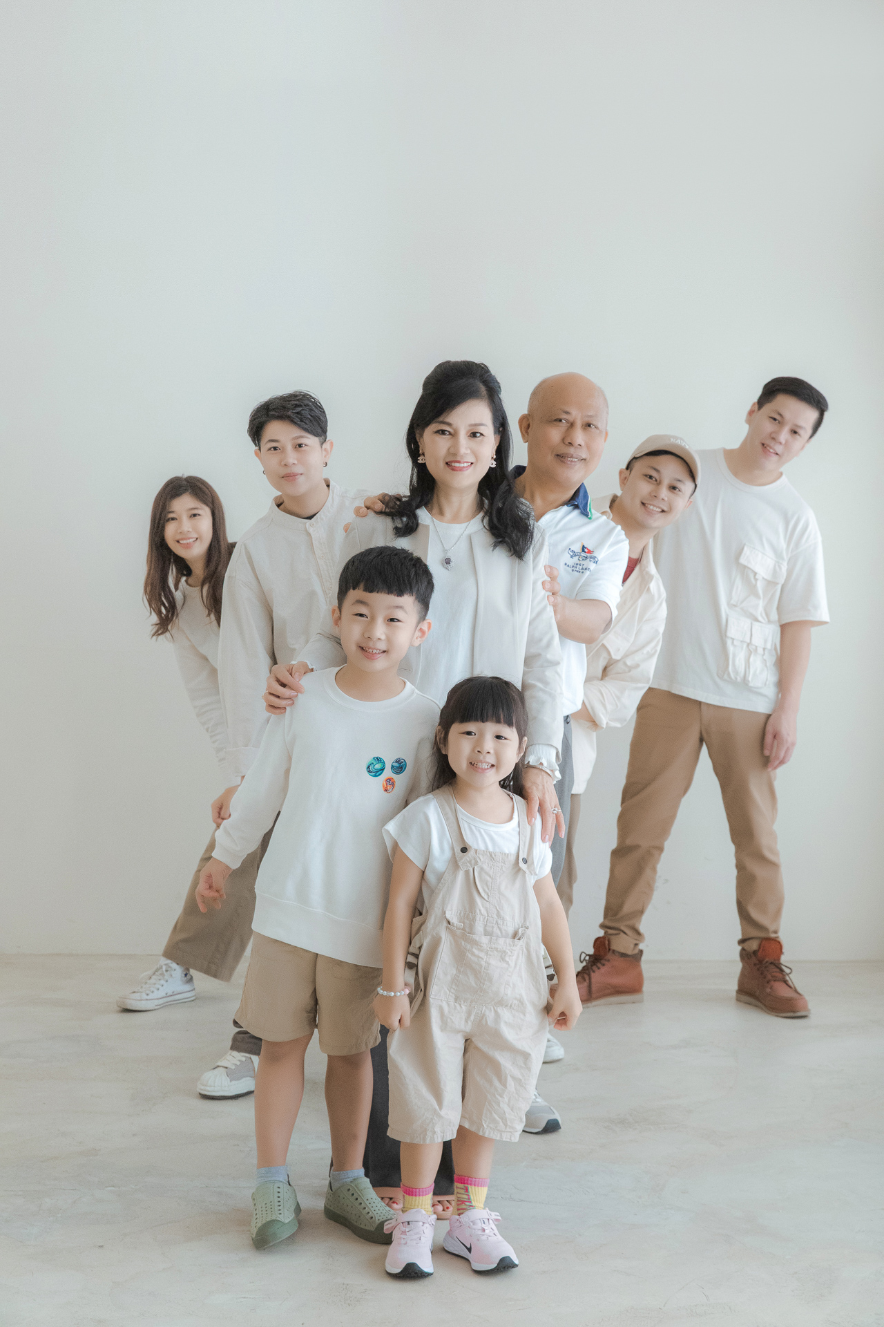 Ken一家 全家福 Inandout 出鏡入鏡婚紗工作室 台中婚紗 婚禮紀錄 婚攝婚錄推薦 求婚紀錄